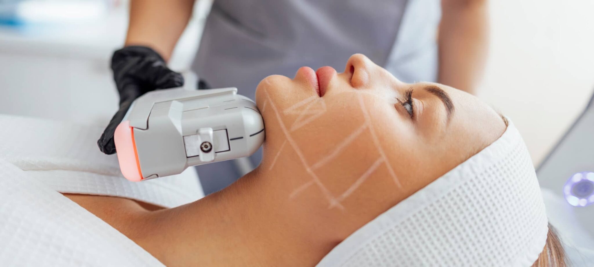 Lifting du visage sans chirurgie : la technologie HIFU est-elle adaptée à tout le monde ? | Dr ...